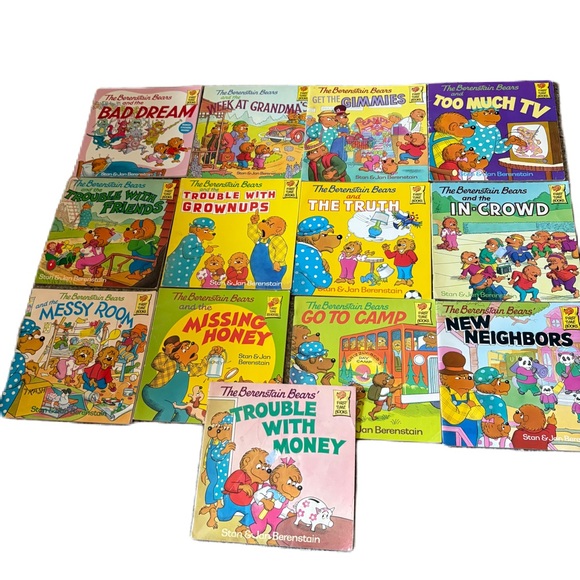 Vintage | Accents | Vintage Berenstain Bears Book Bundle Lot Bad Dream ...